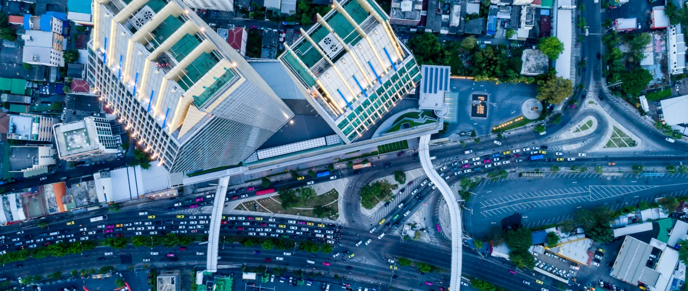 สำนักงานให้เช่า ใจกลางรัชดา ใกล้รถไฟฟ้า MRT | CW Tower